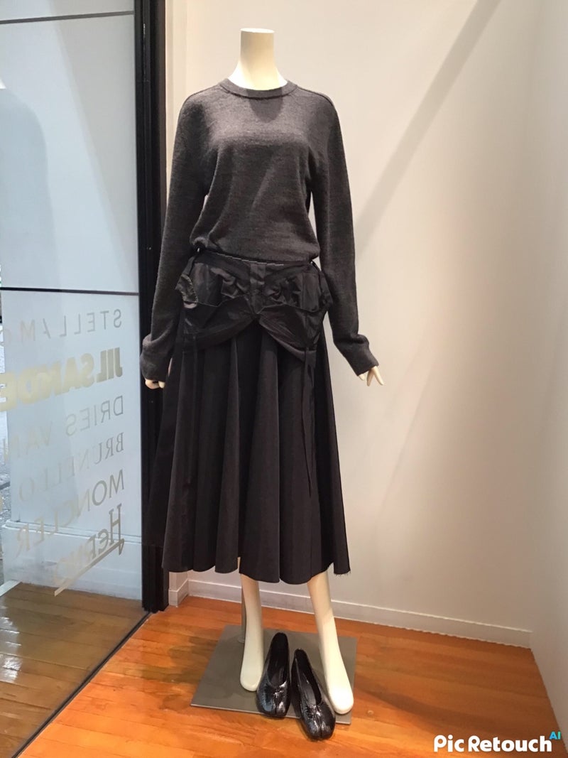 Maison Margielaのニット＆タフタスカート | Tsuneya | Blog | Foyer Group